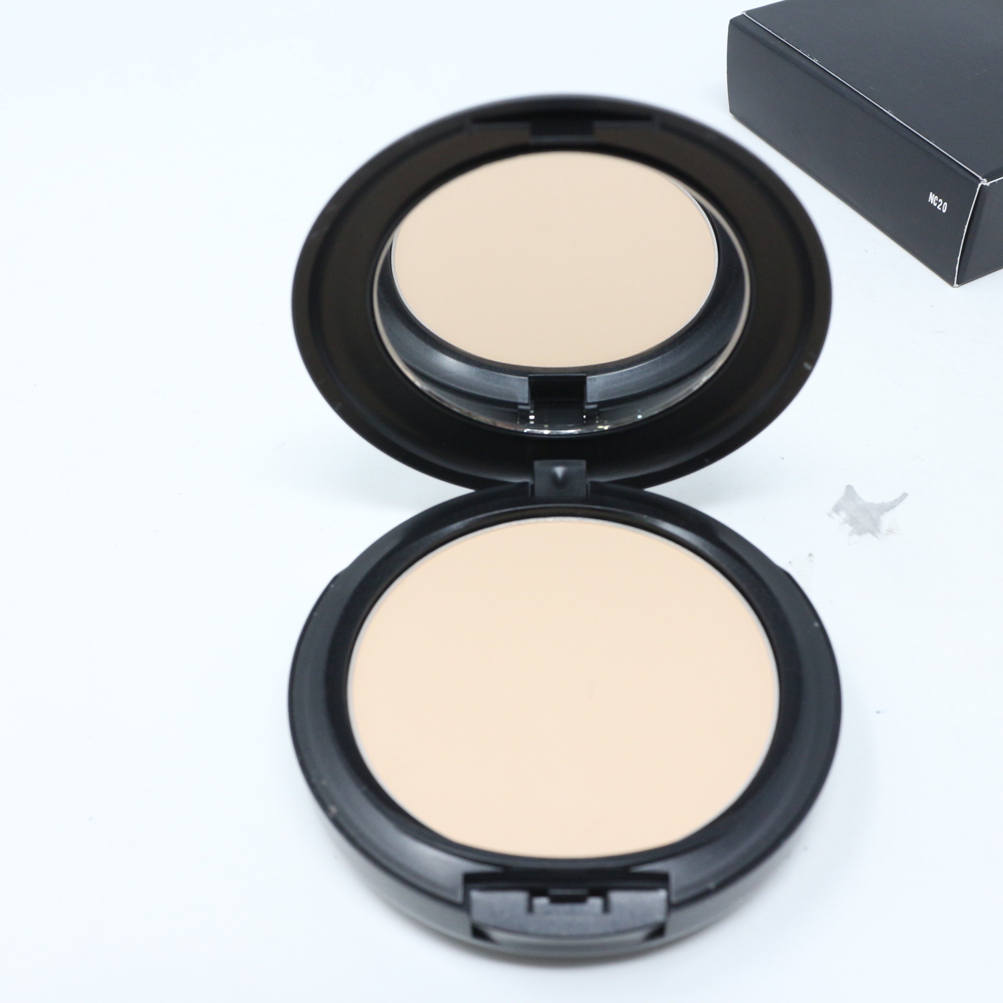 Mac Studio Fix Powder Plus Foundation Nw20 -new for sale online | eBay